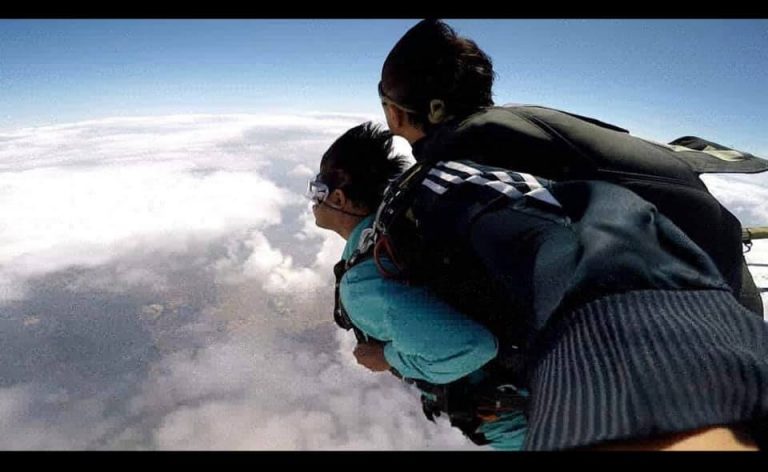 Sky Diving in Japan ! - IndoJapanPulse